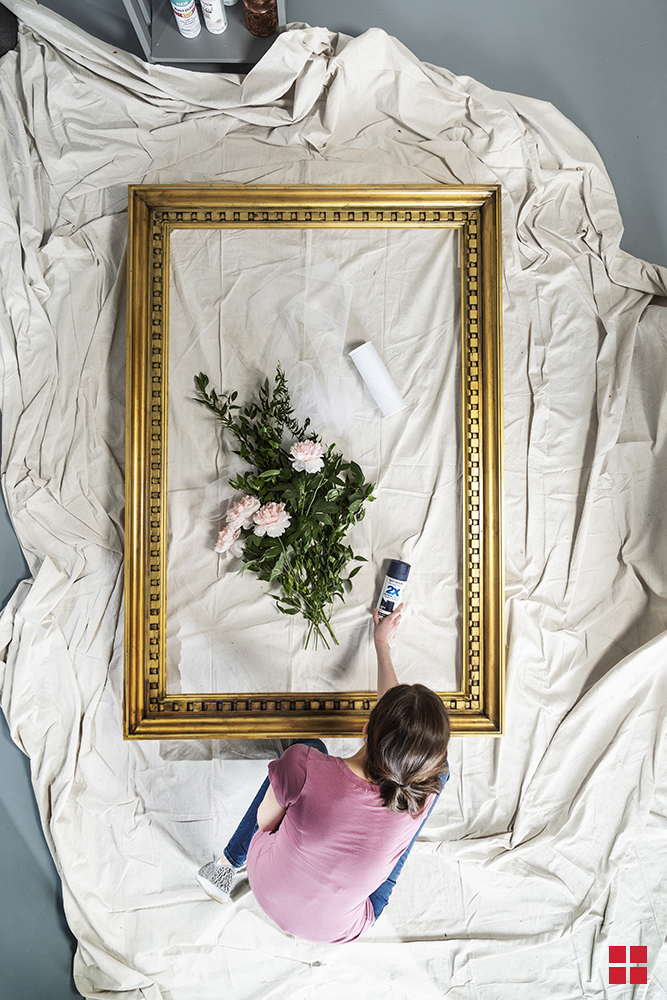 Wedding Floating Frame DIY